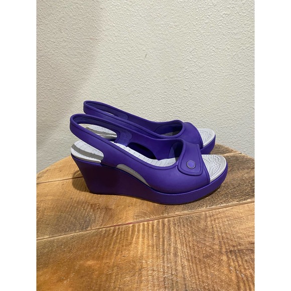 CROCS | Shoes | Crocs Havana Wedge Purple Sandals Size 7 | Poshmark